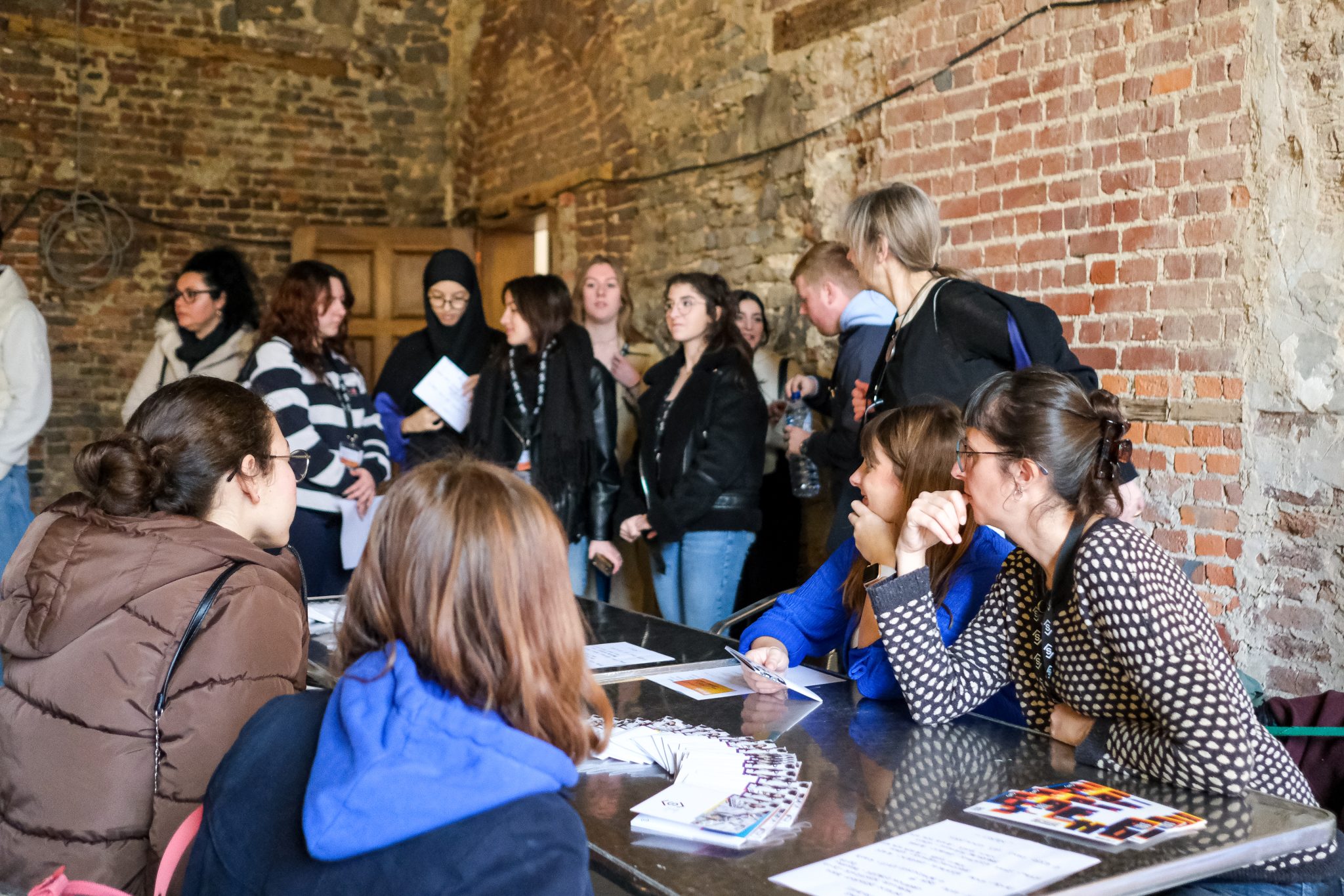 Découvrez l’Art en Action : les inscriptions aux Cours Ouverts de l’ESA ...